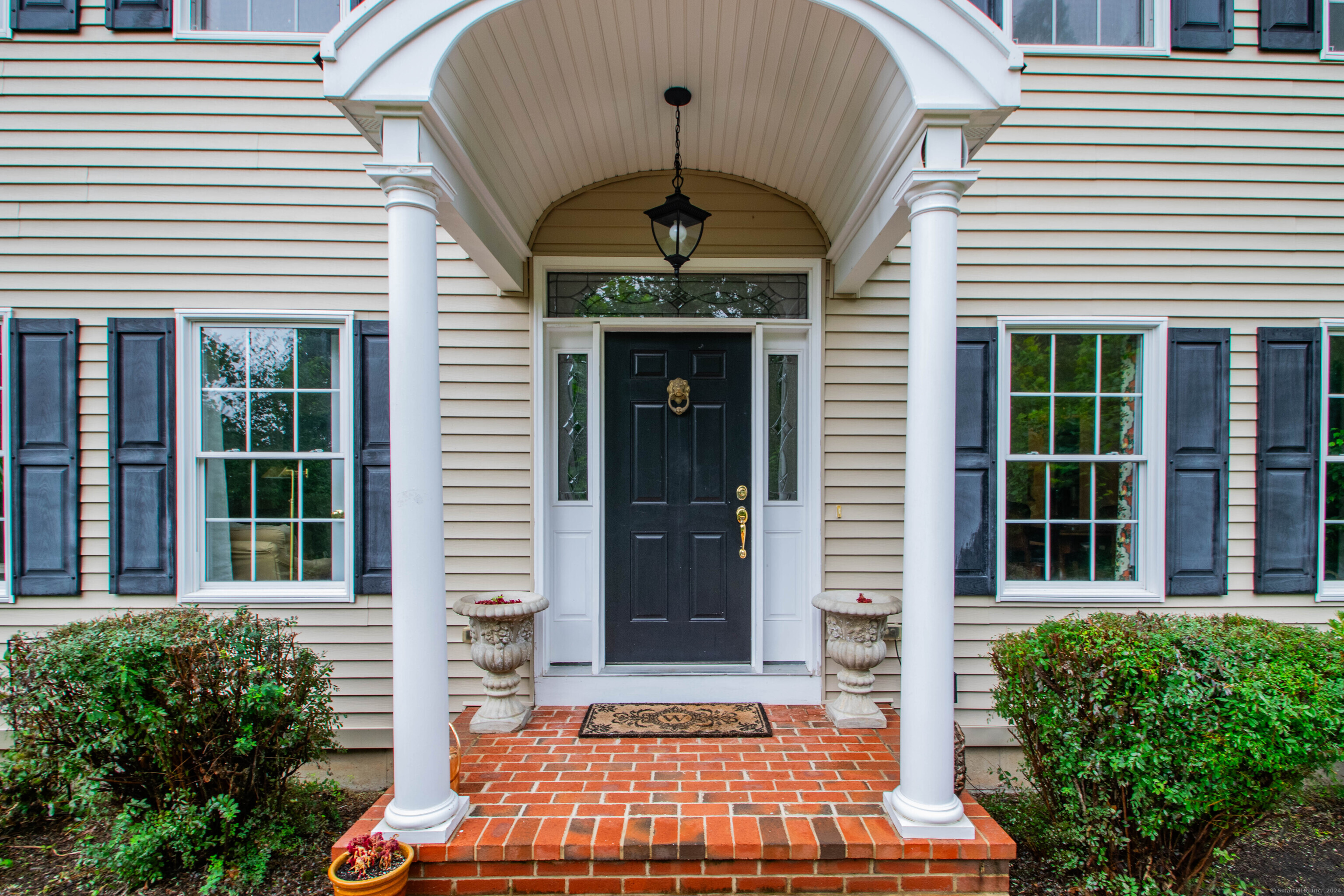 Featured Listings - Drakeley Real Estate