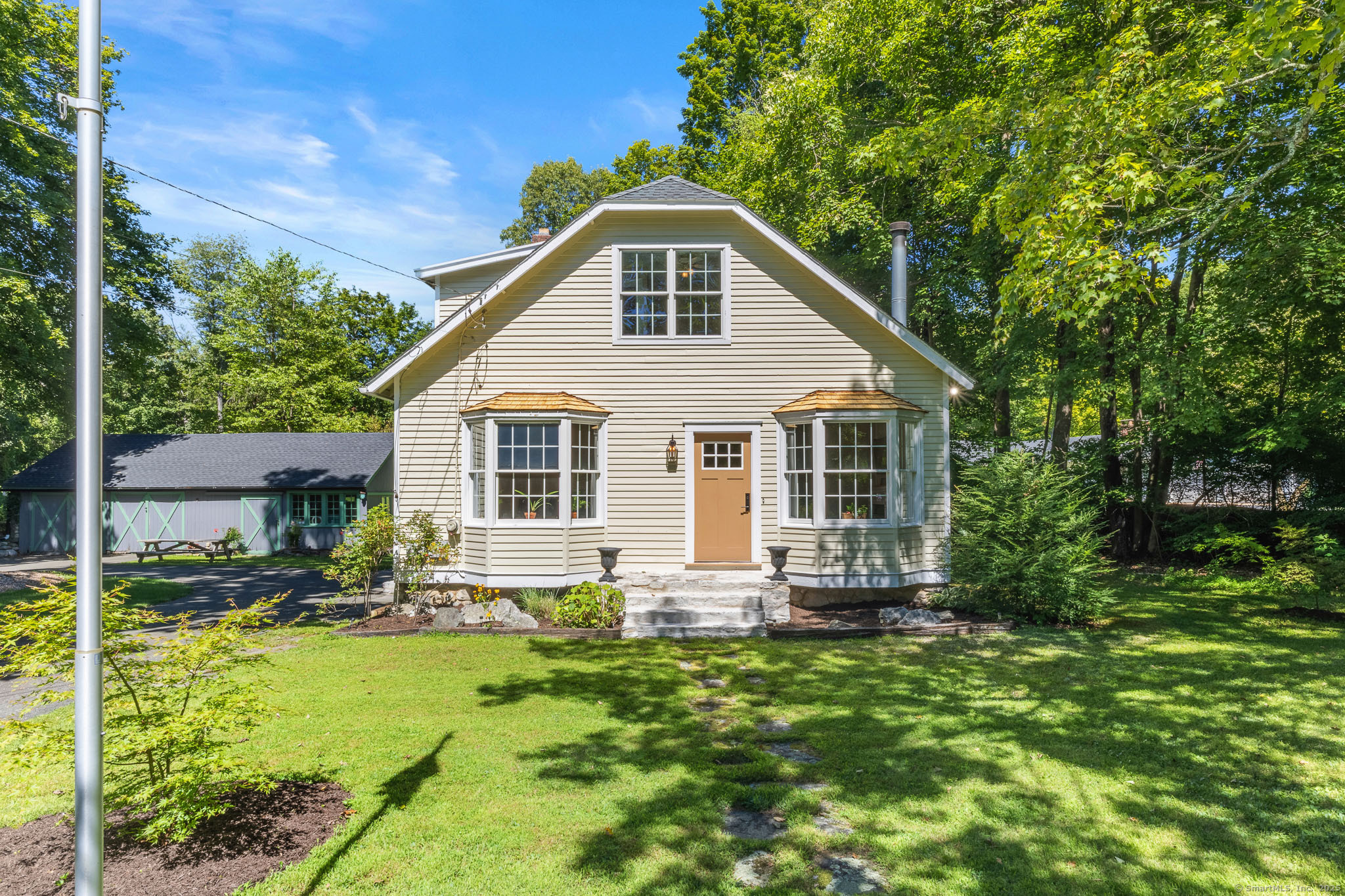 20 SUNSET PASS, WILTON, CT 06897 | 24121218 | Douglas Elliman