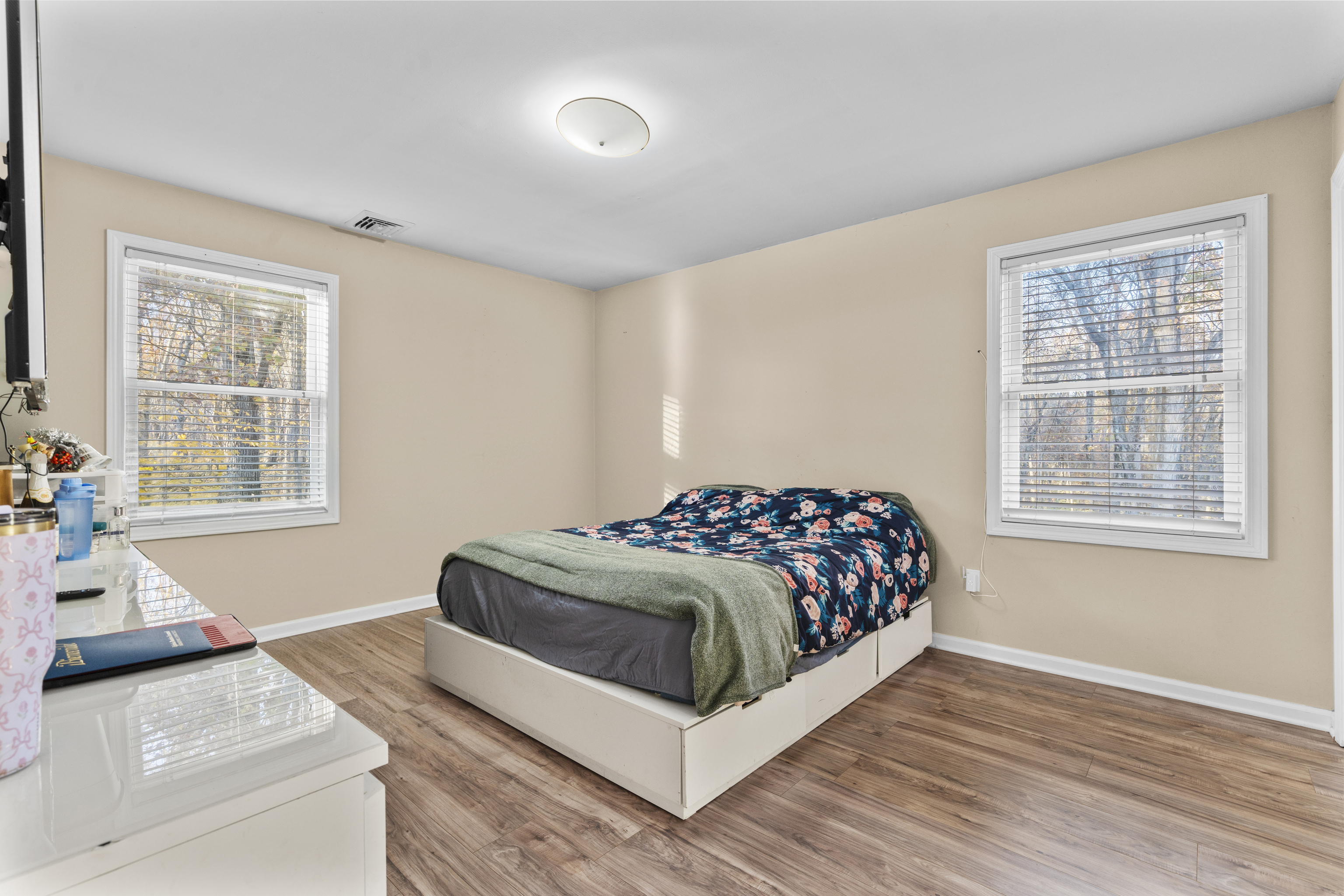 290 PUMPKIN GROUND ROAD, STRATFORD, CT 06614 – Modern Day Real Estate