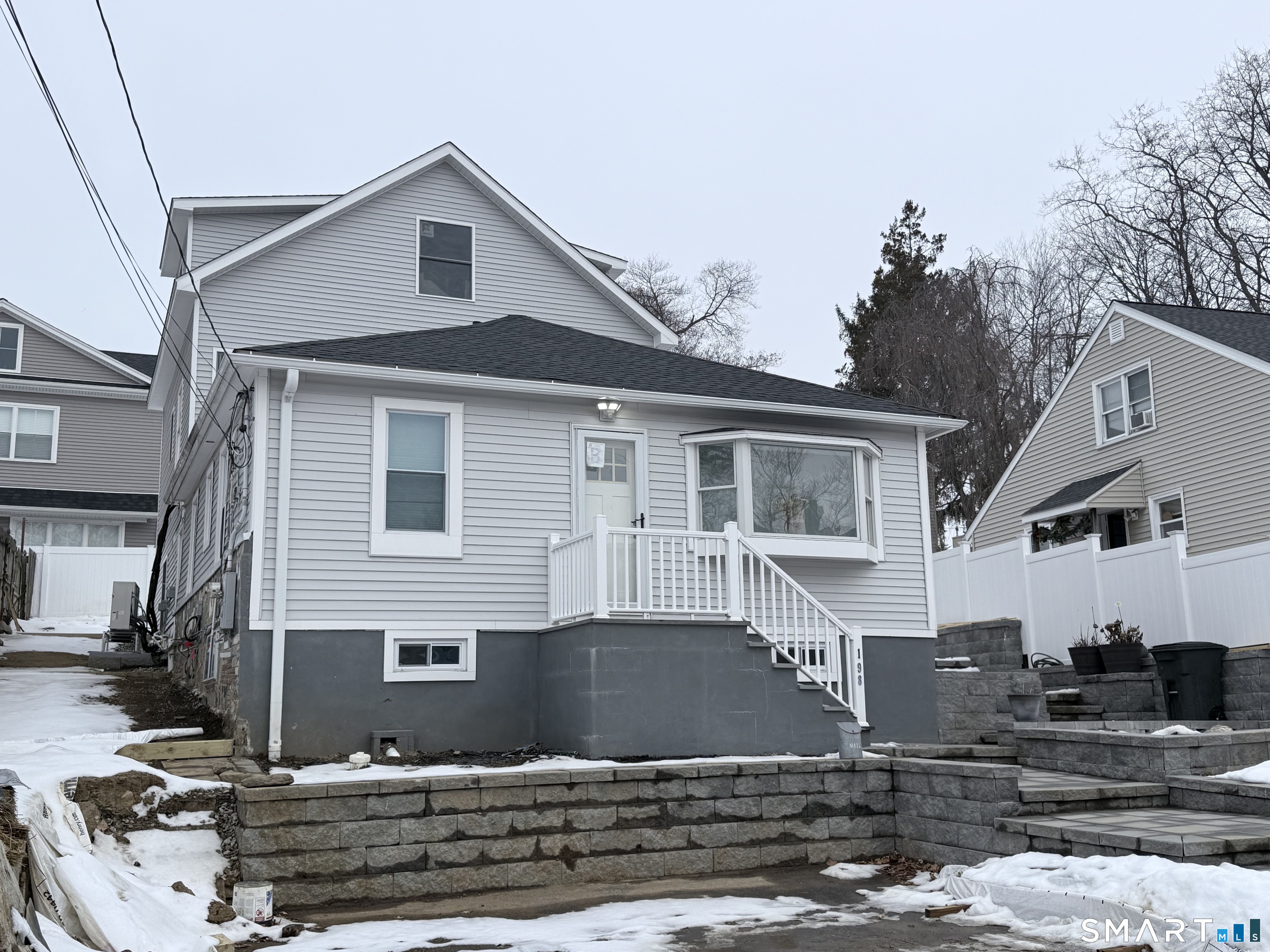 198 Castle Ave, Fairfield, CT 06825 | MLS# 24146251 | Houzeo