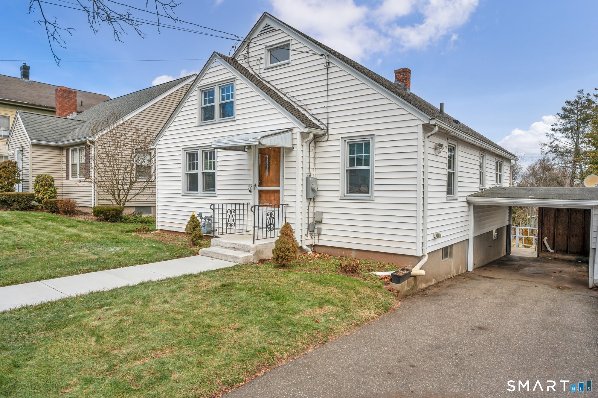 32 Silver St, Meriden, CT 06450 | MLS# 24147860 | Houzeo