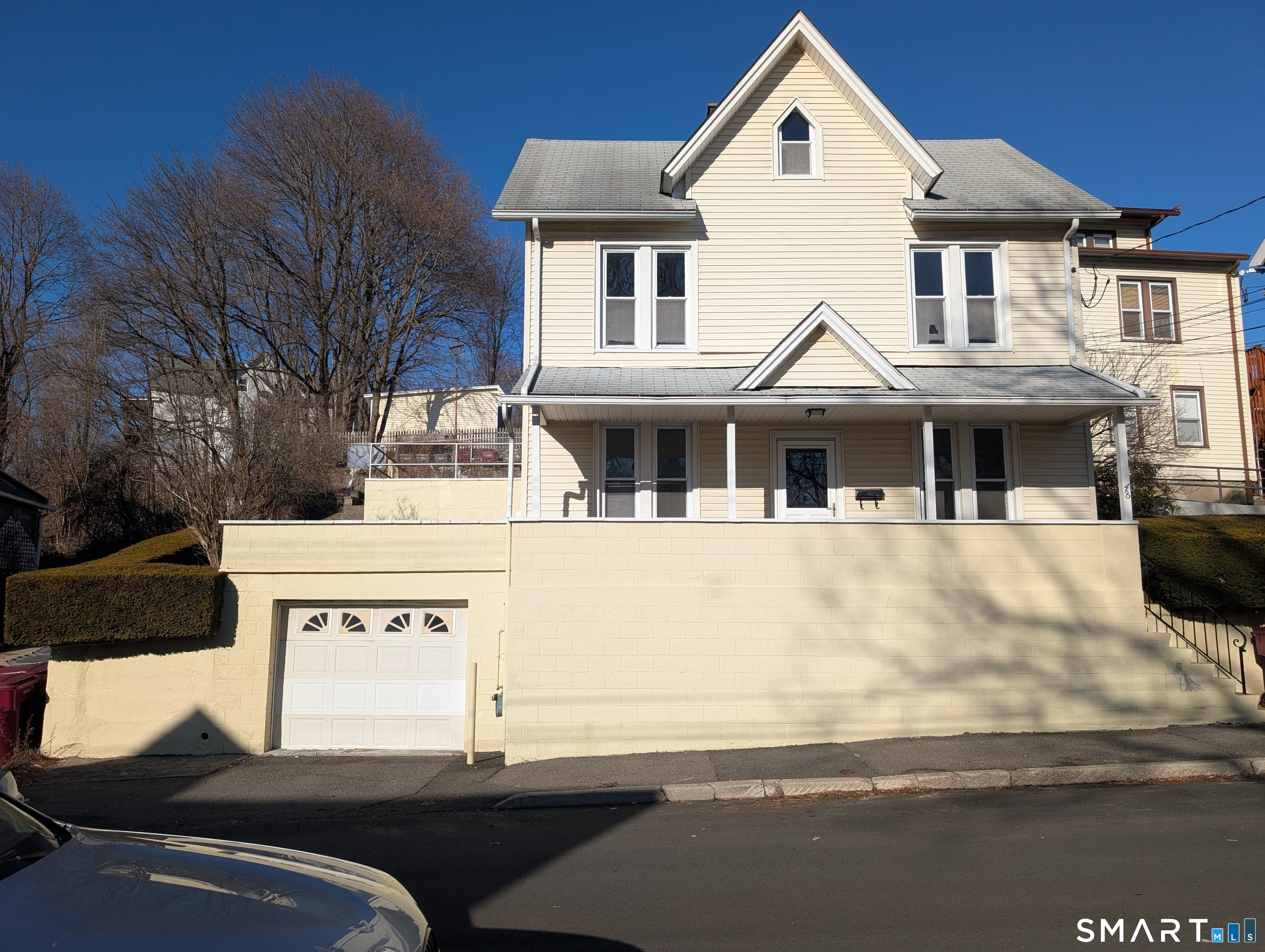 48 Anderson St, Naugatuck, CT 06770 | MLS# 24149082 | Houzeo