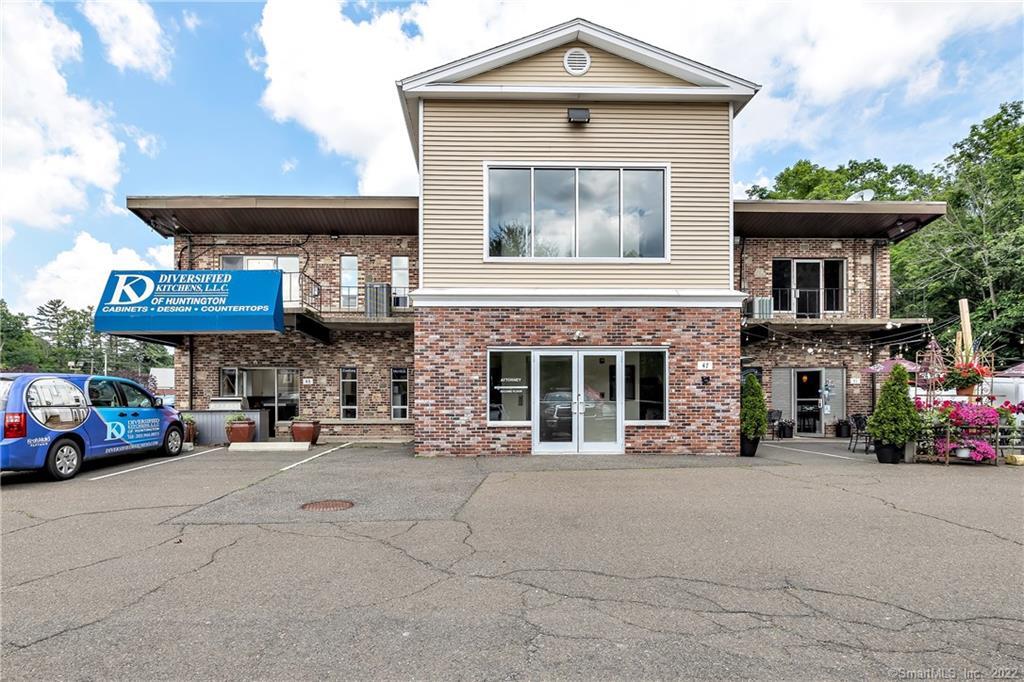 45 Huntington Plaza Shelton CT 06484 | Closed