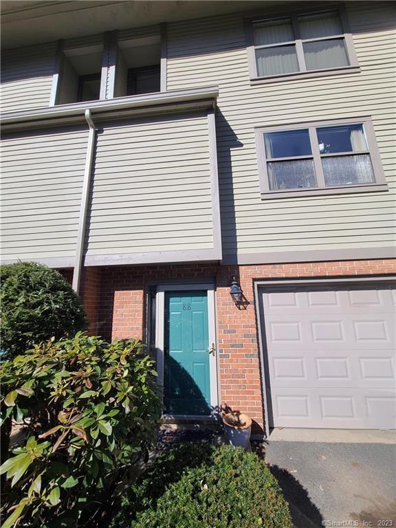 88 Metacomet Drive 88, Meriden, Connecticut - Condo for sale, 170554488 ...